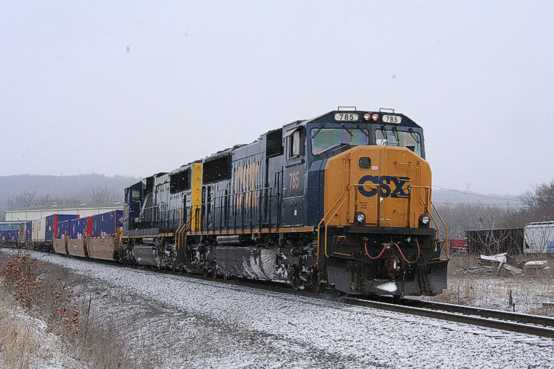 CSX 785